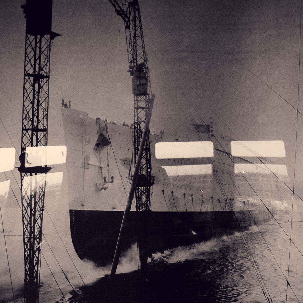 Queen Mary - Superfamous Images