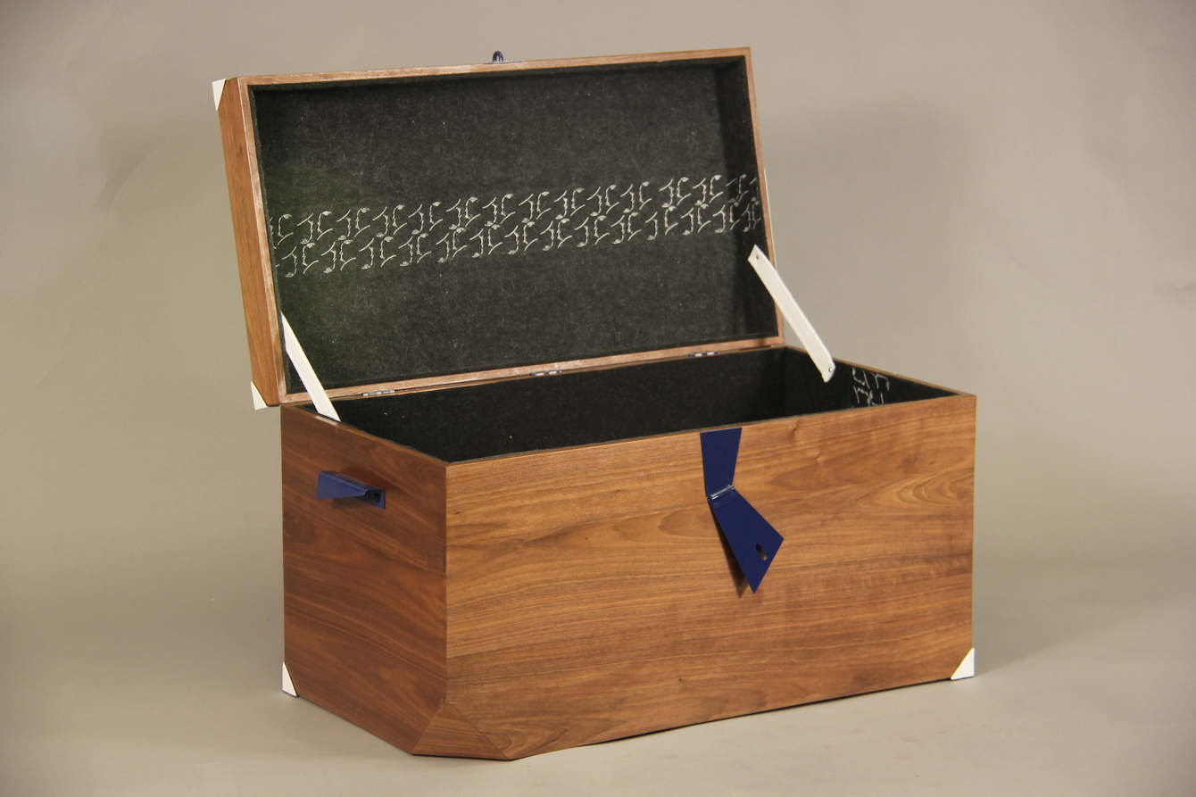 Thorwald Trunk - Sarah Burgan