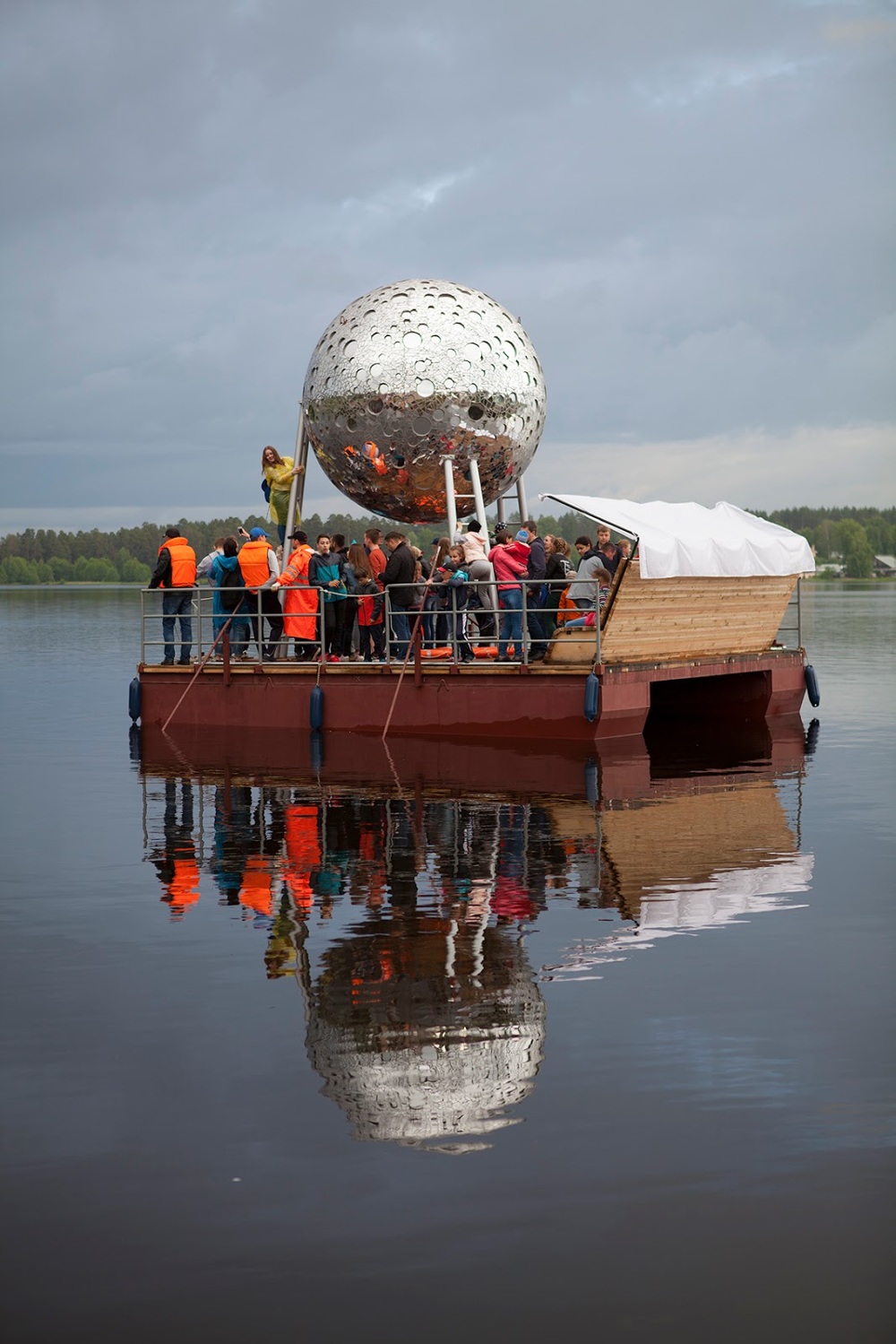 Museum of Imaginary Moons - Leonid Tishkov