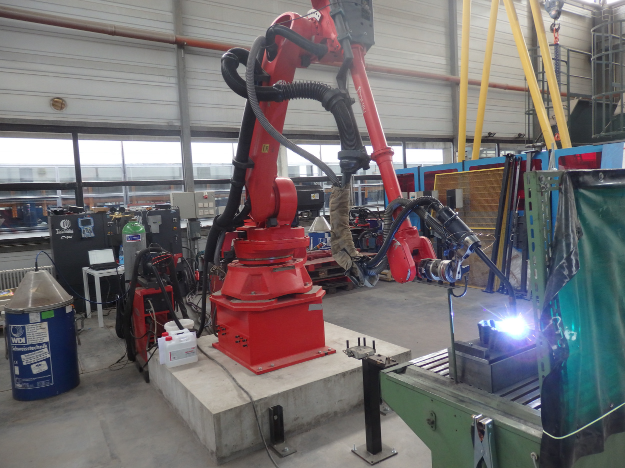 ROBOTIC WIRE+ARC ADDITIVE MANUFACTURING - chrisborgcostanzi