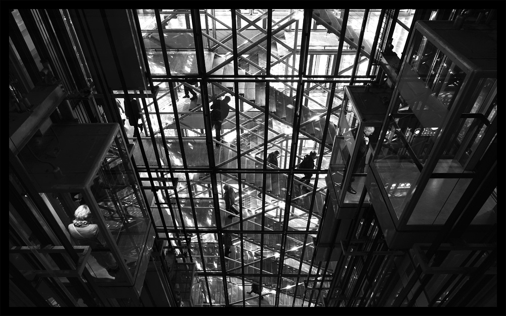 Paris Institute - ALI BILGE AKKAYA