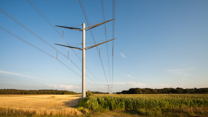 2 x 400 kV Power Pylon (2010) - Petteri Salokannel - Selected Works of ...