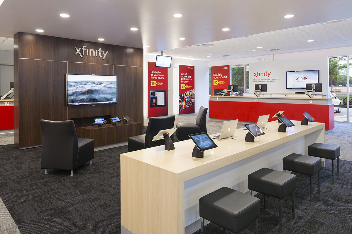 XFINITY Stores - Leonor Montes de Oca