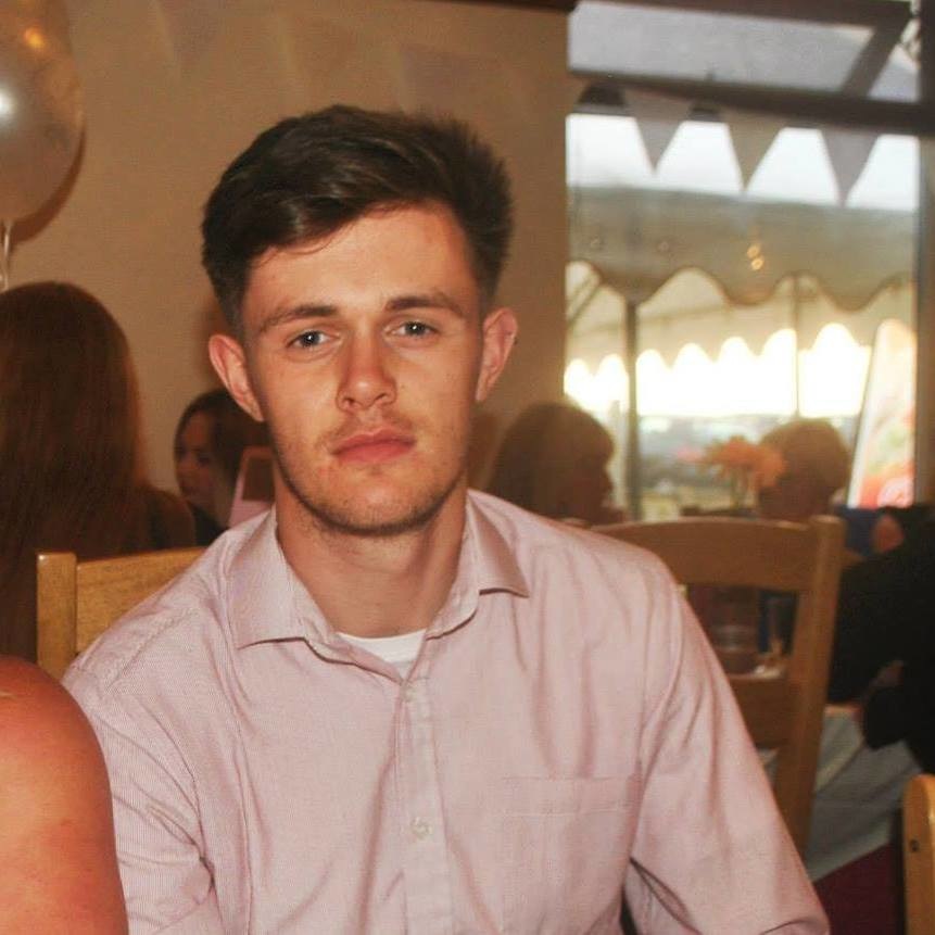 About Carwyn - CarwynRhysJones.co.uk