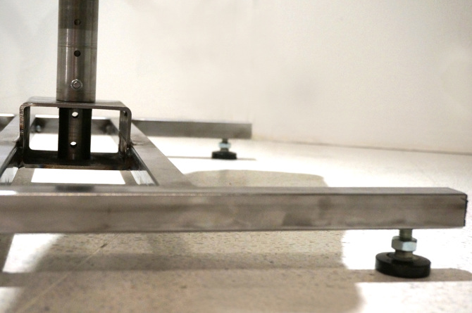 The Lean Forward Chair - Iddo Wald Innovation Design