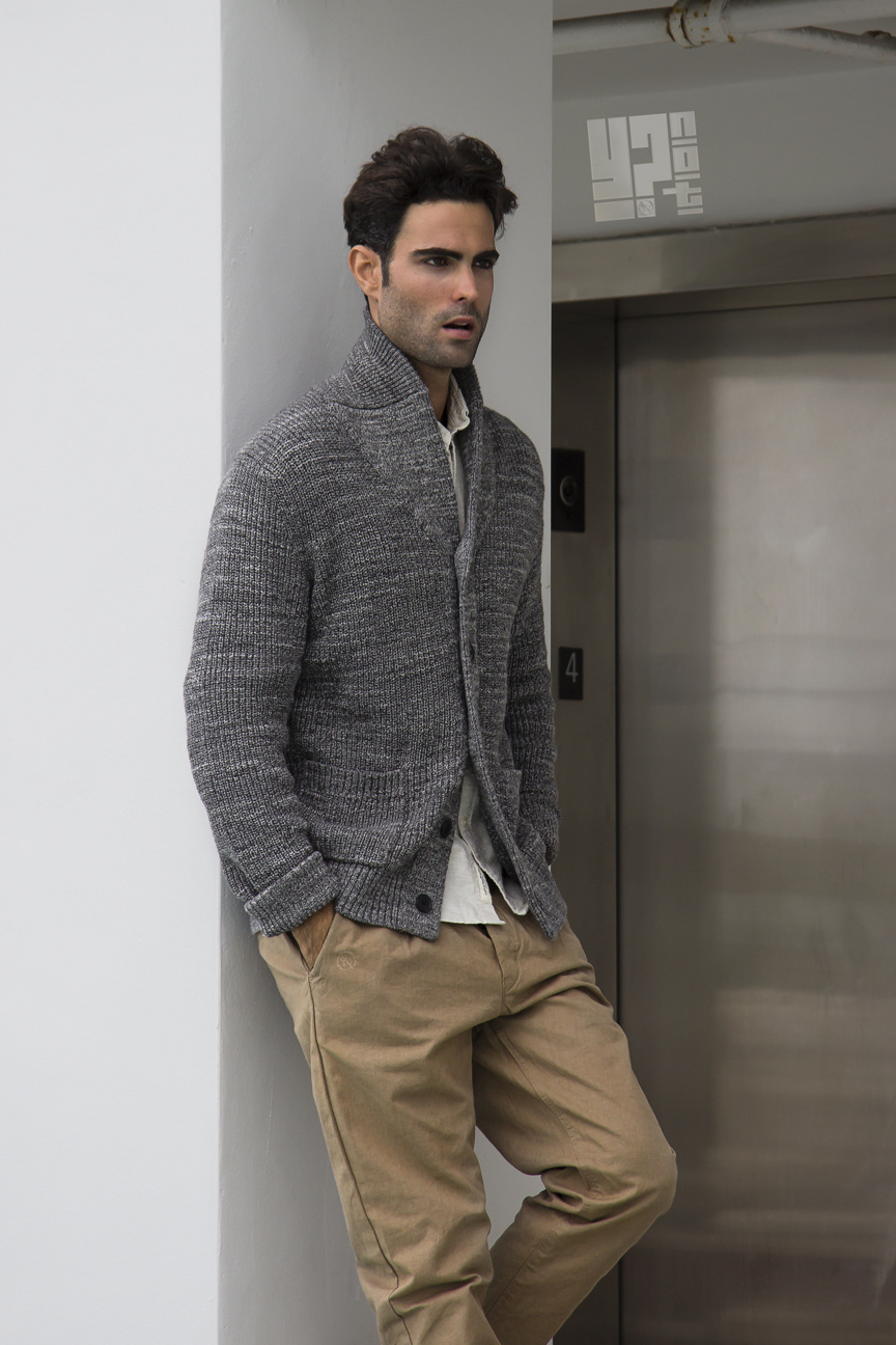 BOOK - Alejandro Montesinos