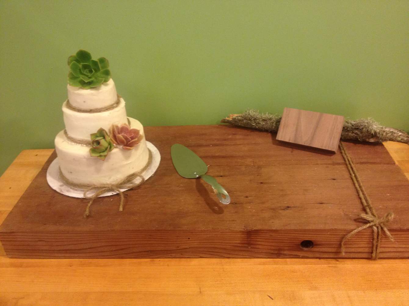 Mmmm Cakes - Schuyler Pappas Portfolio