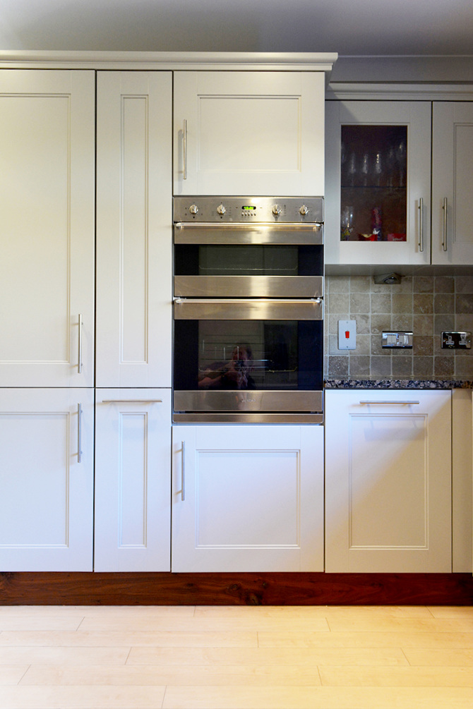 Kitchen units and walls – S35 - Steven Gallacher. Painter and Decorator ...