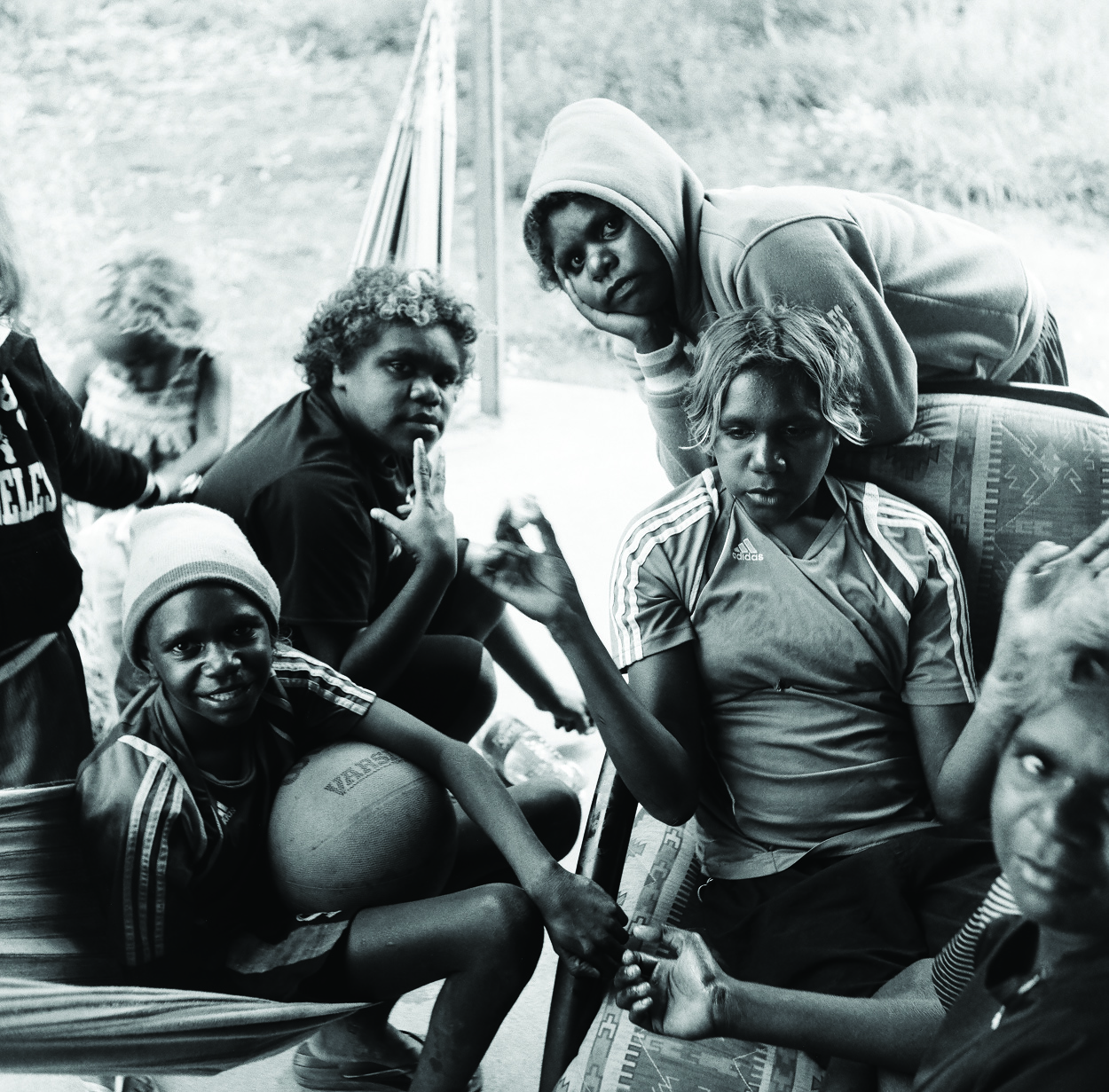 Papunya Smiles - tamaraburlando.com