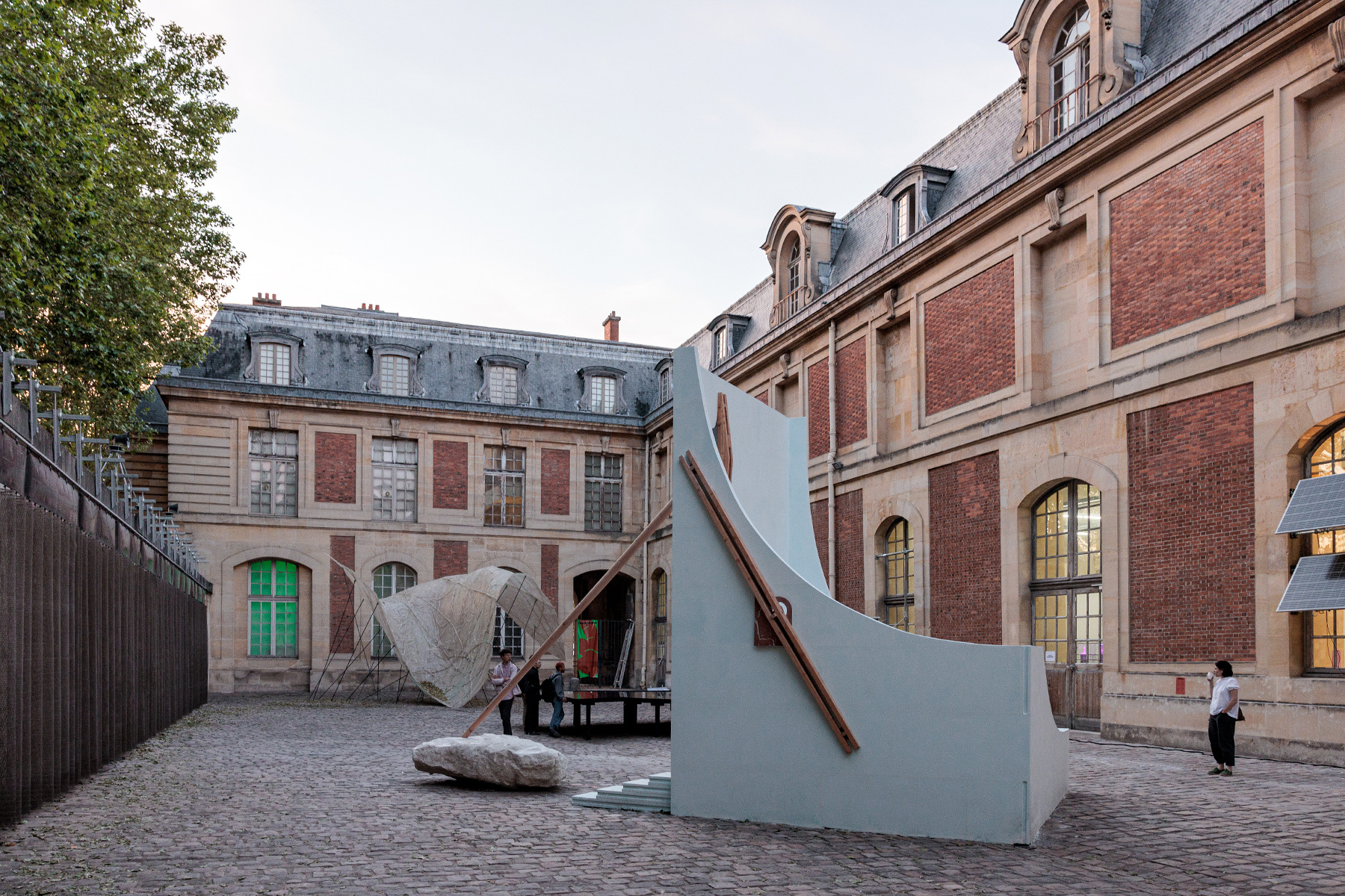 Visible, invisible I Biennale BAP! I Versailles - Guillaume Ramillien ...