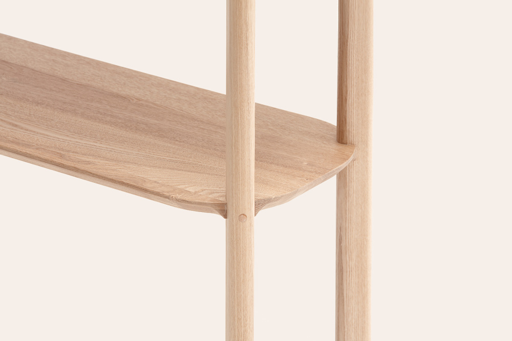 COMMA SHELF - H COMMA