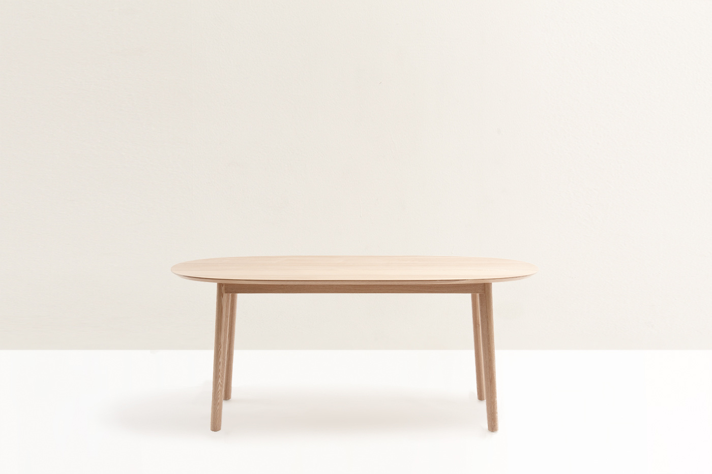 COMMA TABLE - H COMMA