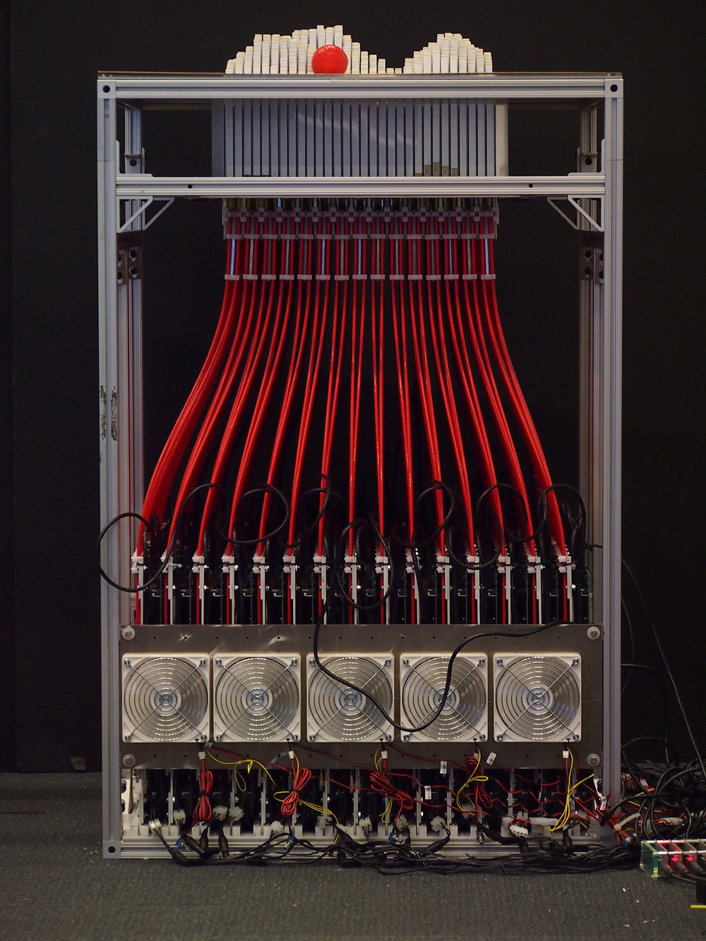 inFORM (2013) - Daniel Leithinger