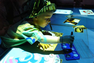 TRANSFORM (2014) - Daniel Leithinger