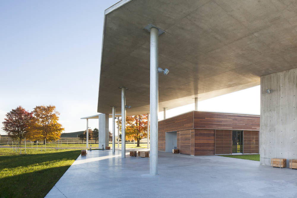 Orchard Park - M A X P R A V