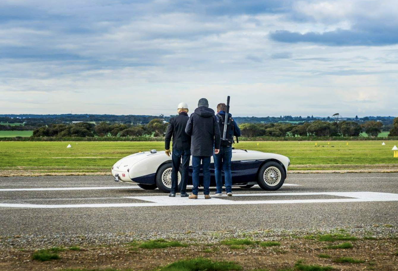 Petrolicious Film - Austin Healey 100S