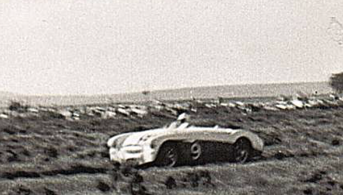 Jim Goldfinch 1958 - Austin Healey 100S