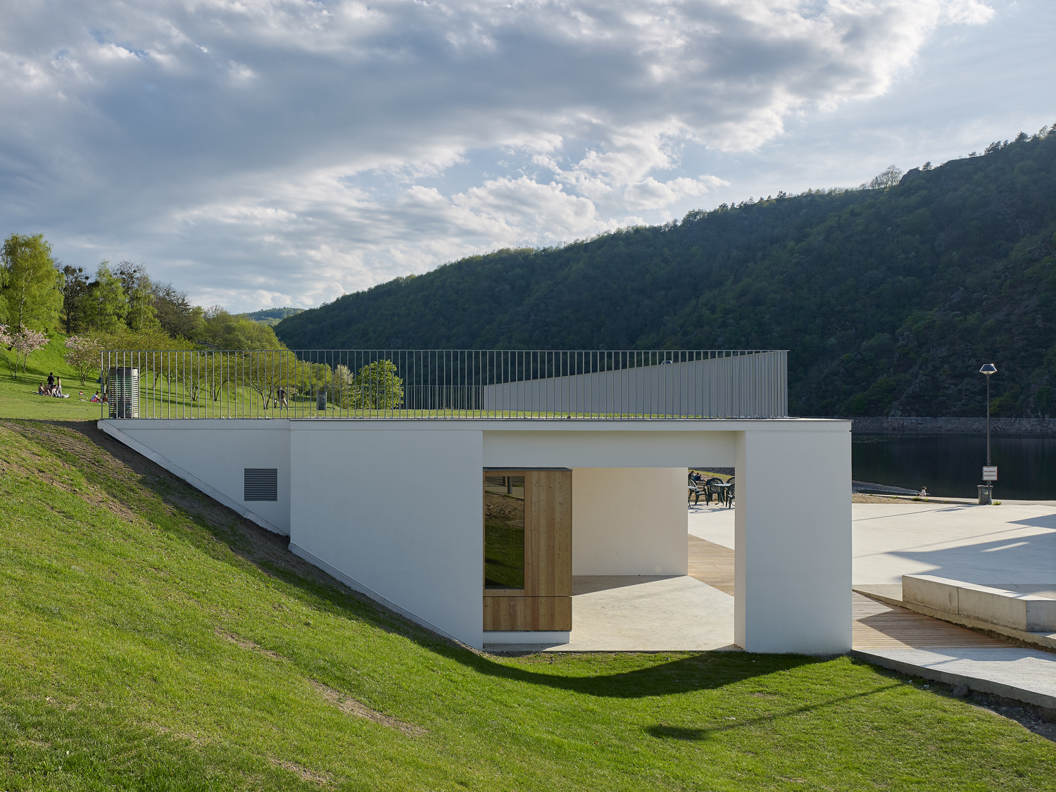 Saint-Victor / LINK - François Maisonnasse Architecte Photographe