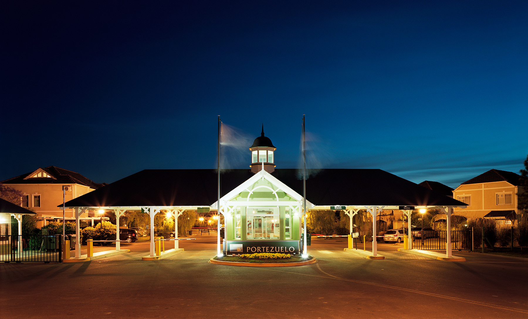 Closed Cities - Gregor Sailer