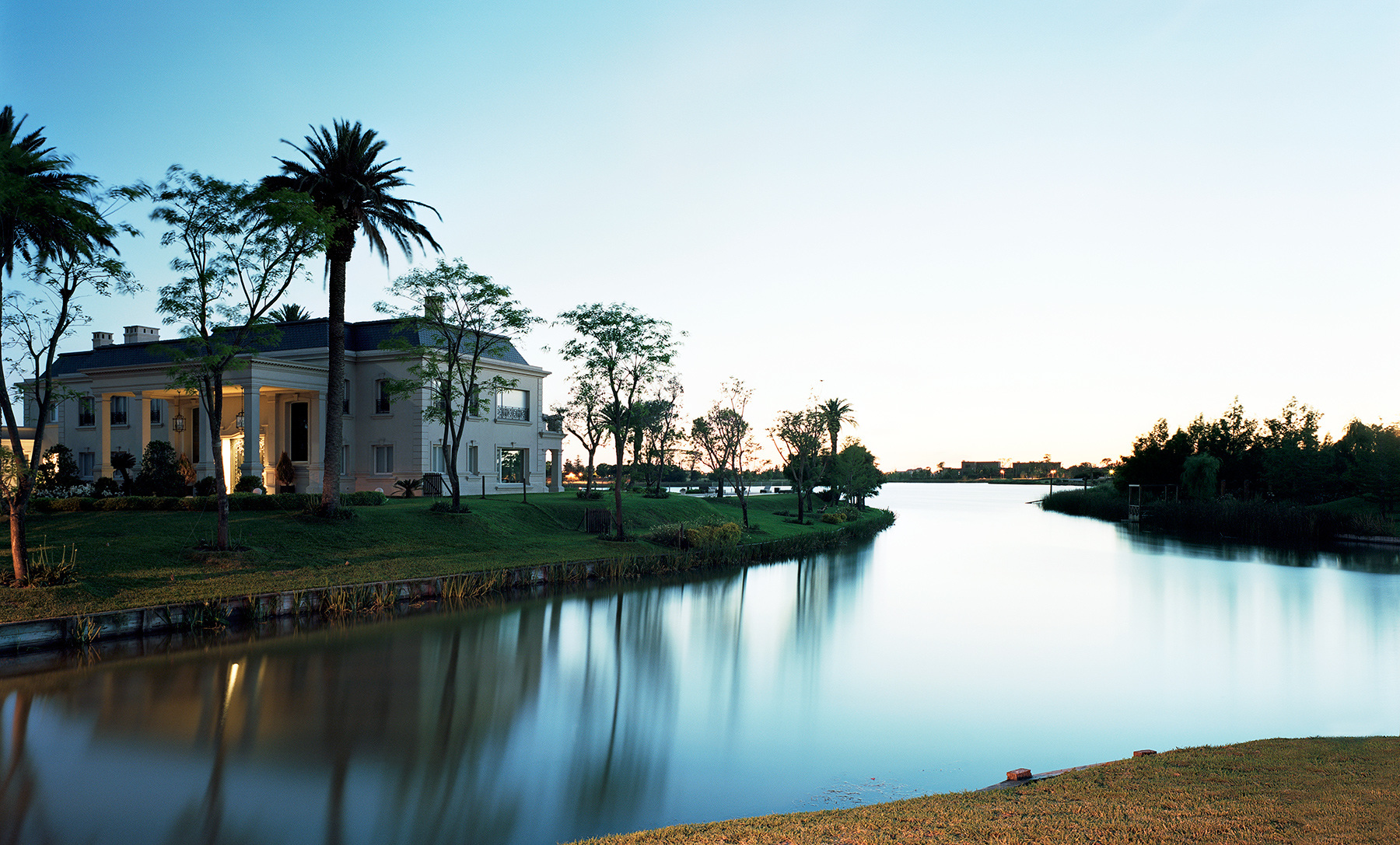 Closed Cities - Gregor Sailer