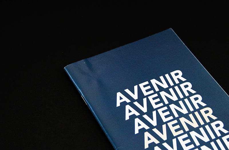 Avenir Font Book - Nattakul J.