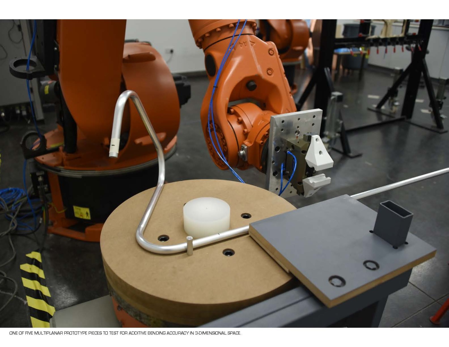 Multiplanar Robotic Tube Bending - sh-o.us