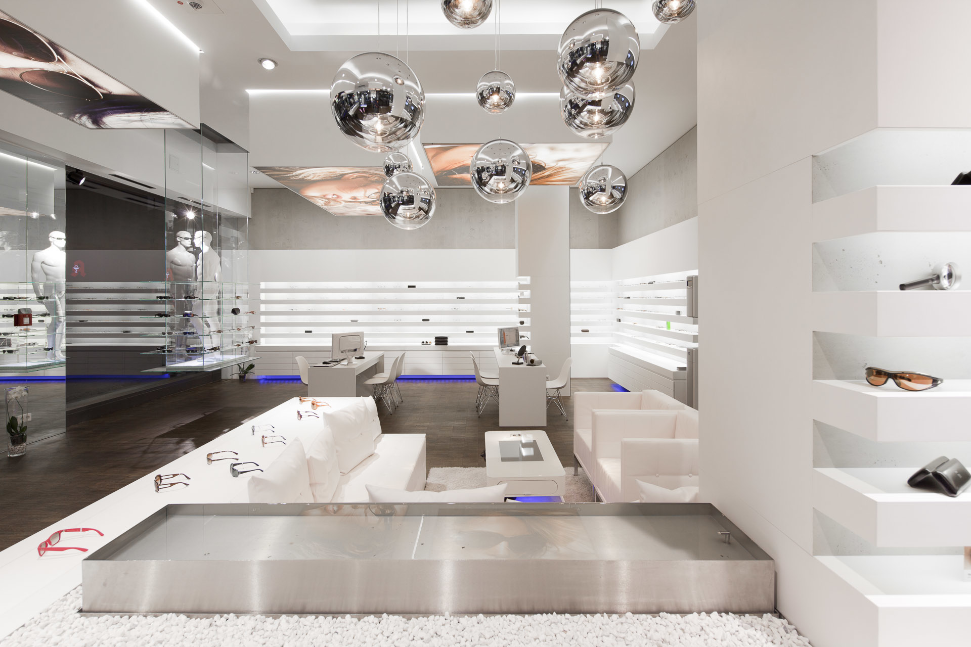 zeiss store - Nikolaus Gruenwald Photography