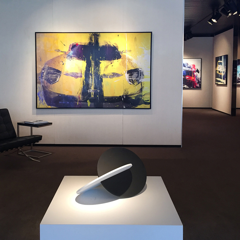 ROBERT KIDD GALLERY - GALLERY MOMENTUM