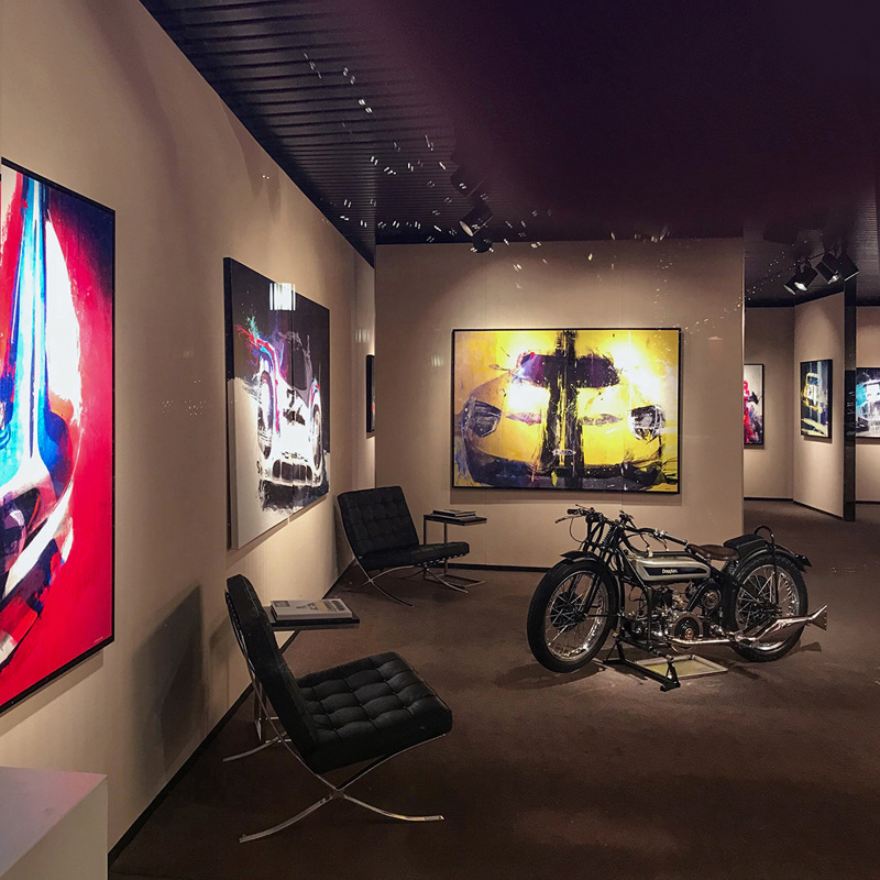 ROBERT KIDD GALLERY - GALLERY MOMENTUM