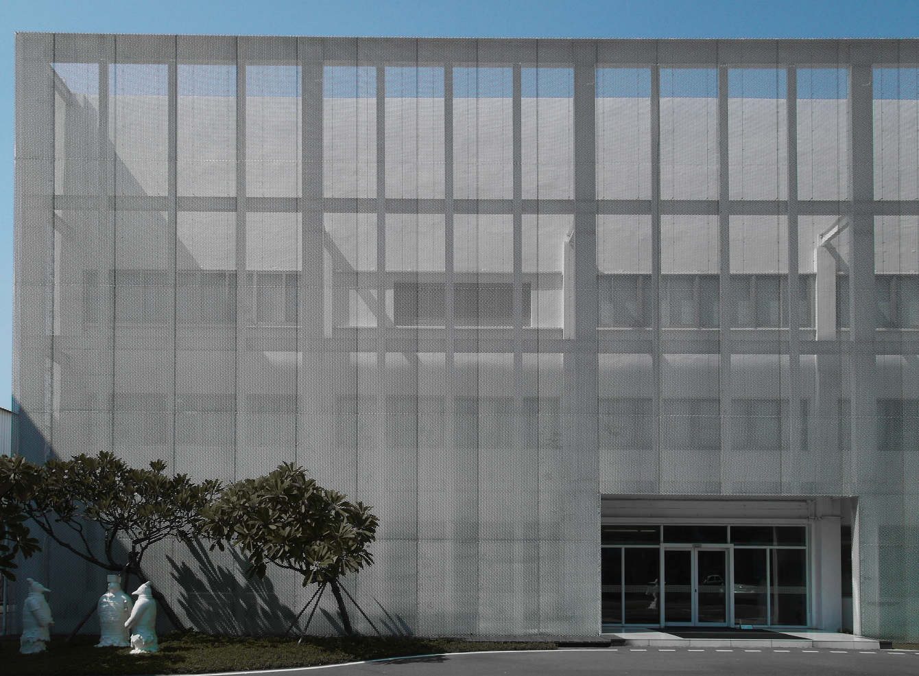 The Emperor's New Clothes - CHAO