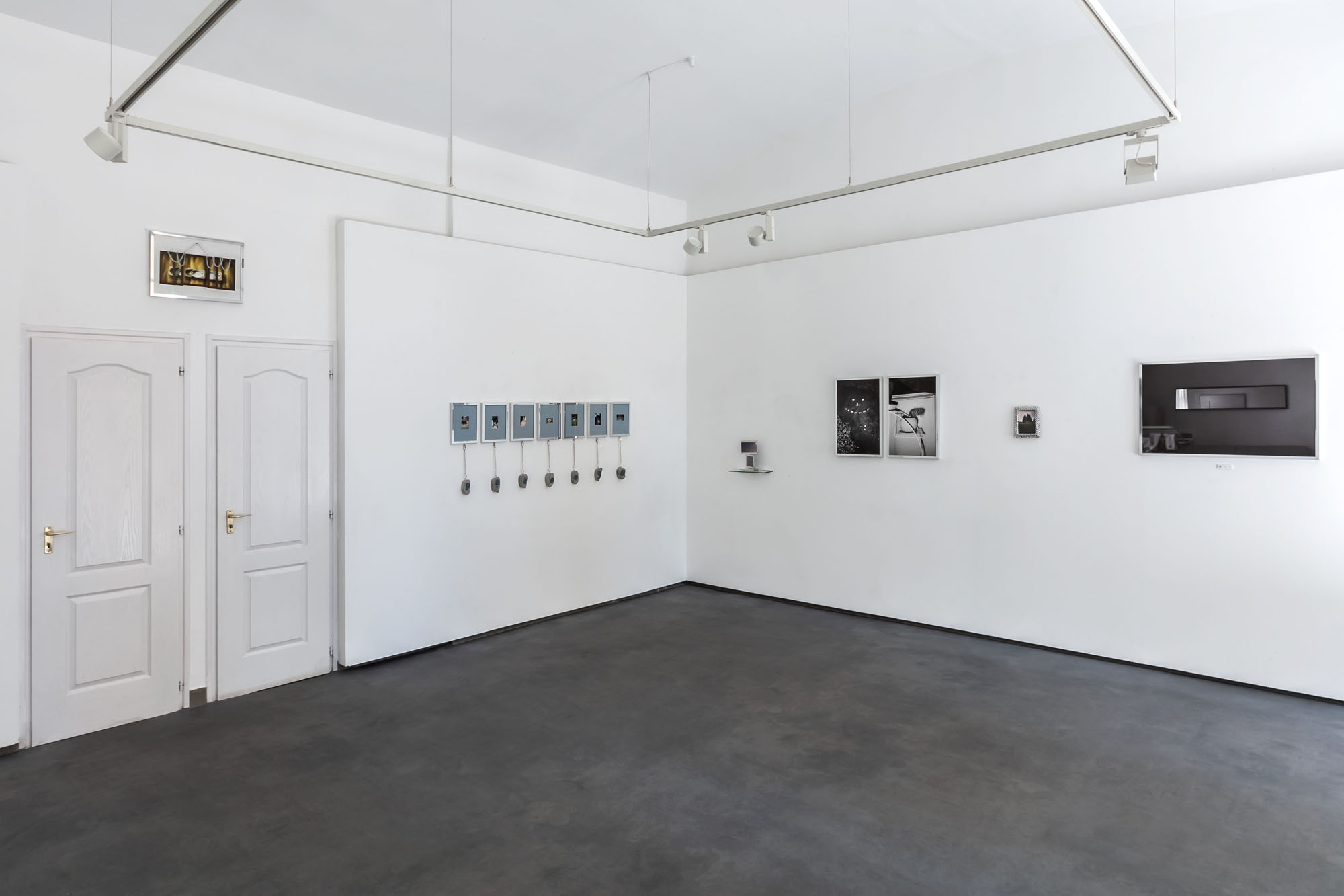 EVERYDAY DILEMMAS - www.juliastandovar.com