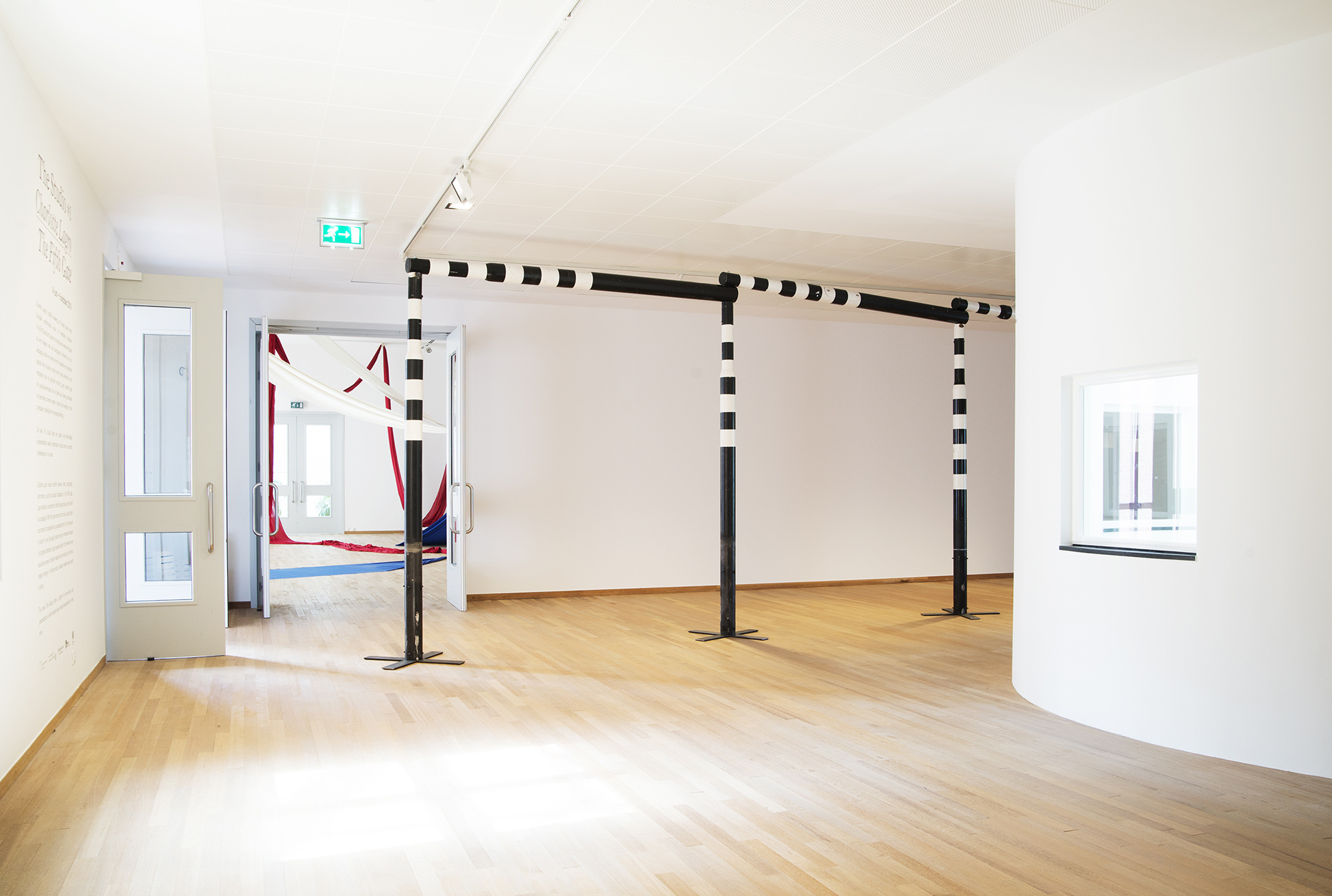 The Fifth Gate - Charlotte Lagro