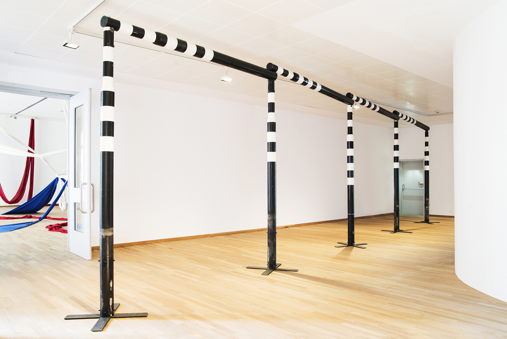 The Fifth Gate - Charlotte Lagro