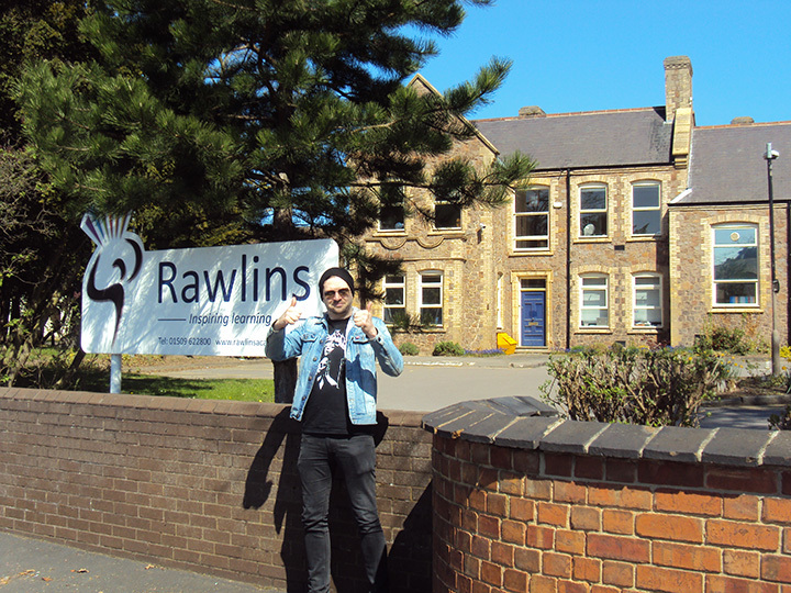 Rawlins College - In Bed With Chris Needham - The Pub Crawl