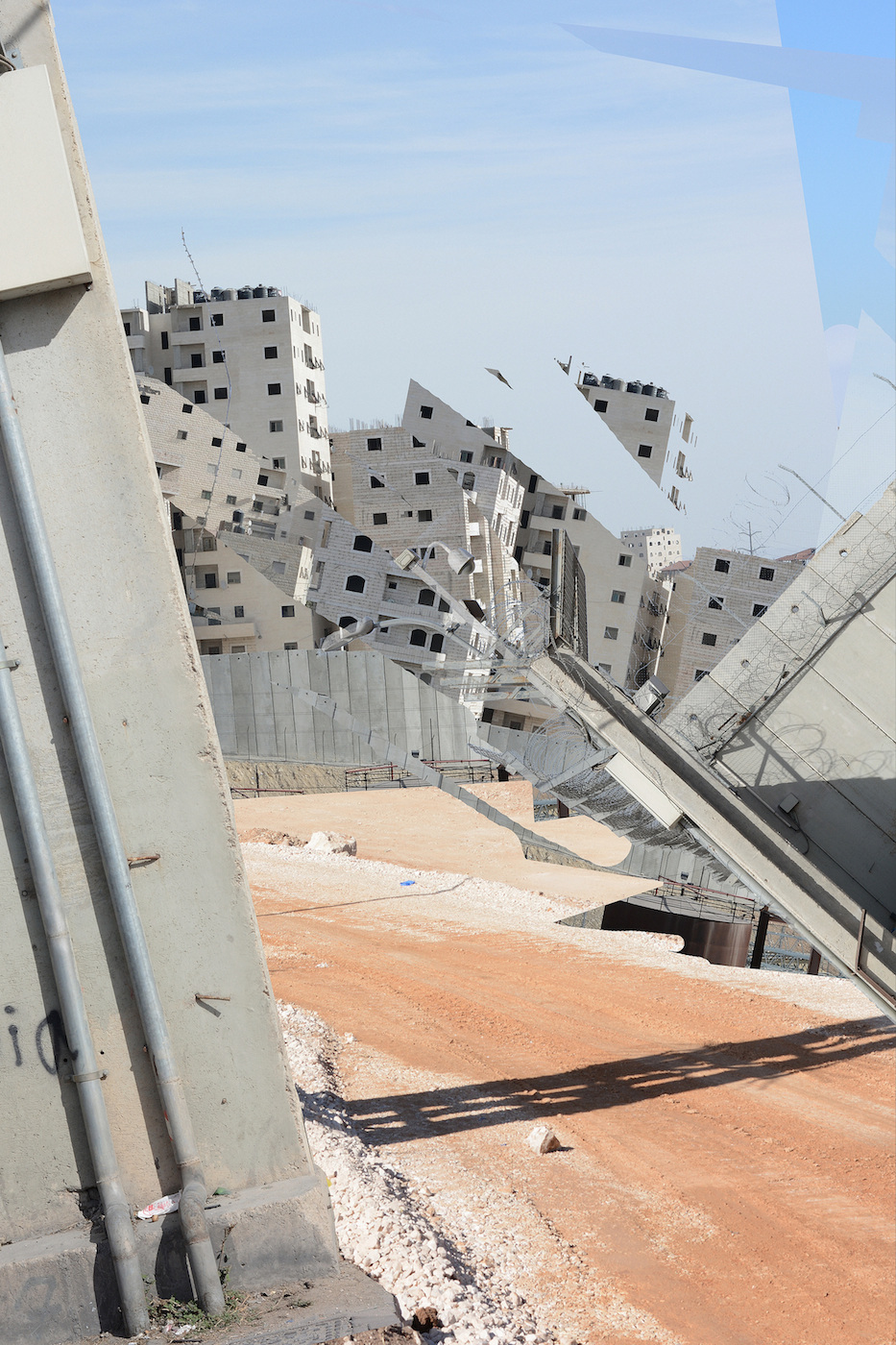 Reconstruction - www.haniamra.com