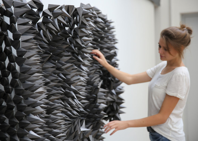 seismonastic scape - Paula van Brummelen