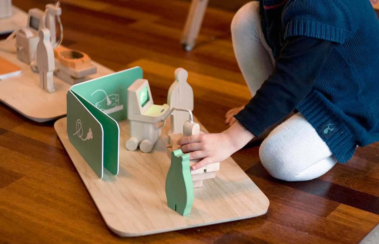 NOVEL HOSPITAL TOYS - Hikaru Imamura | Design for Well-being