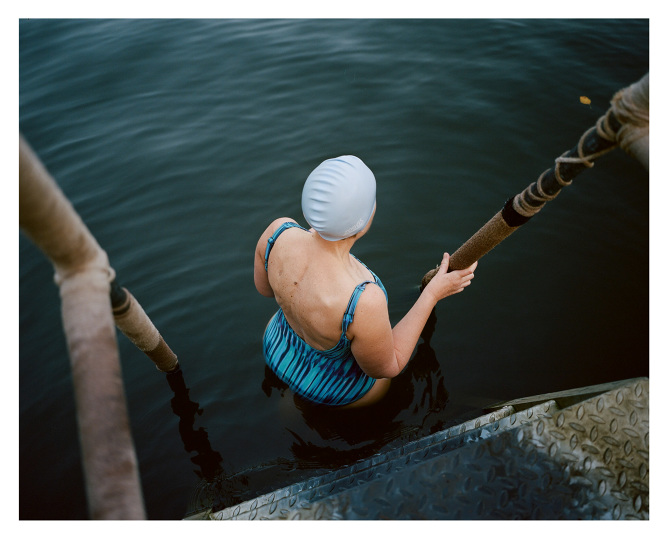 Swimmers - Alice Zoo