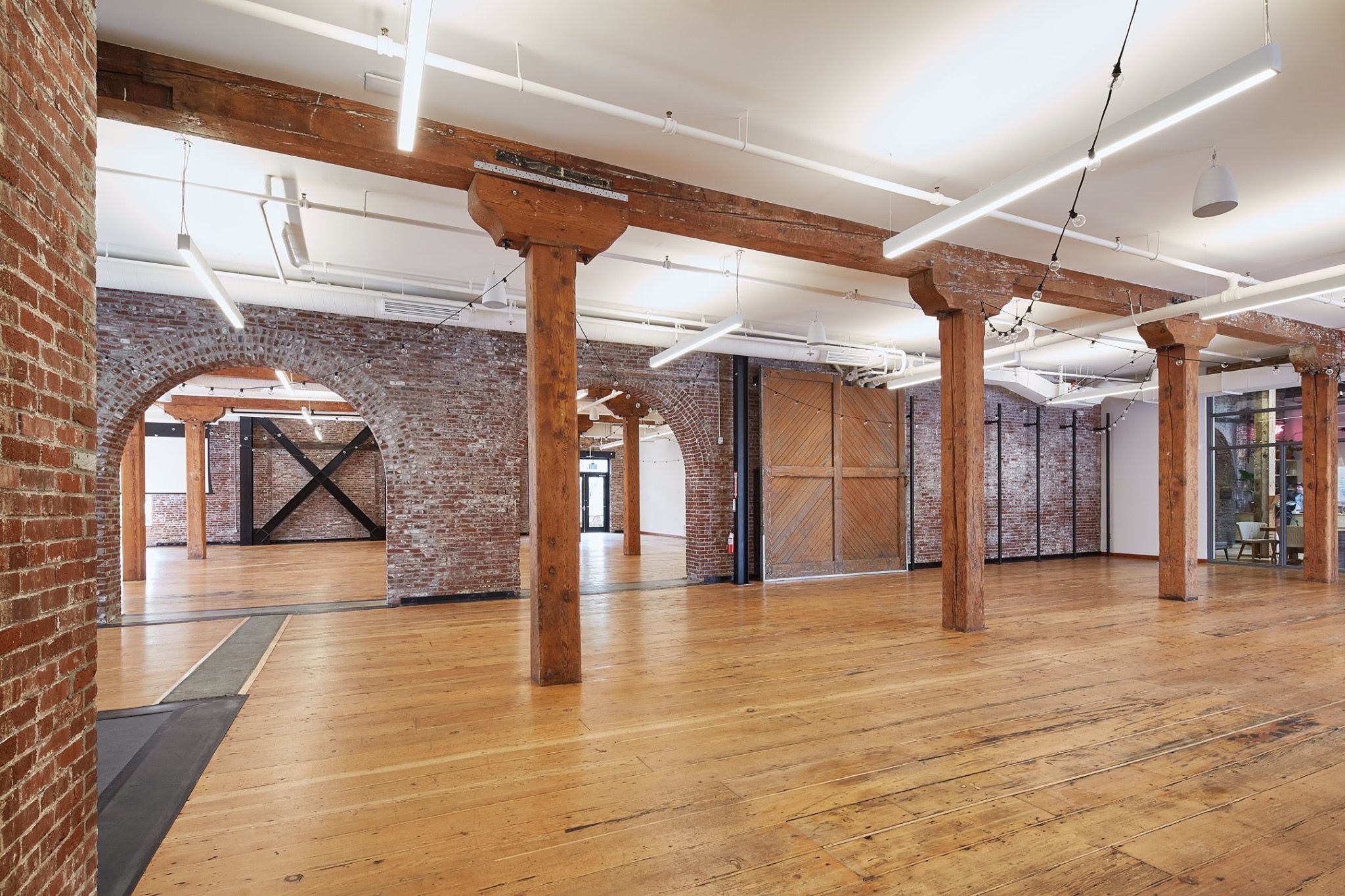 Irving Street Studio - Jonathan Lundstrom