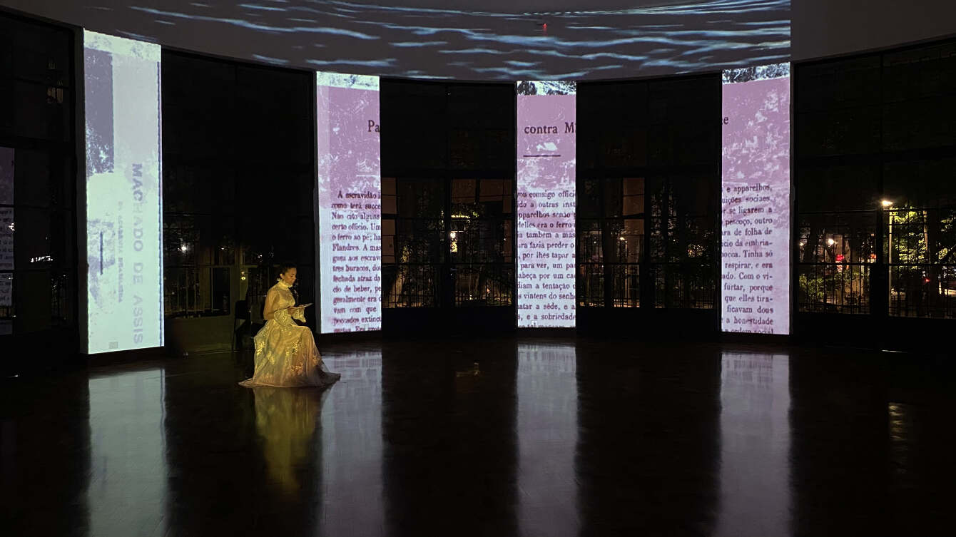 A água é uma máquina do tempo / Water is a time machine - Aline Motta