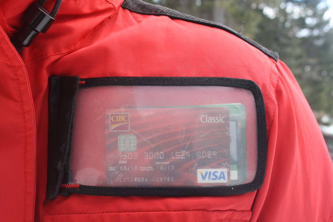 alex achtem - resolute parka