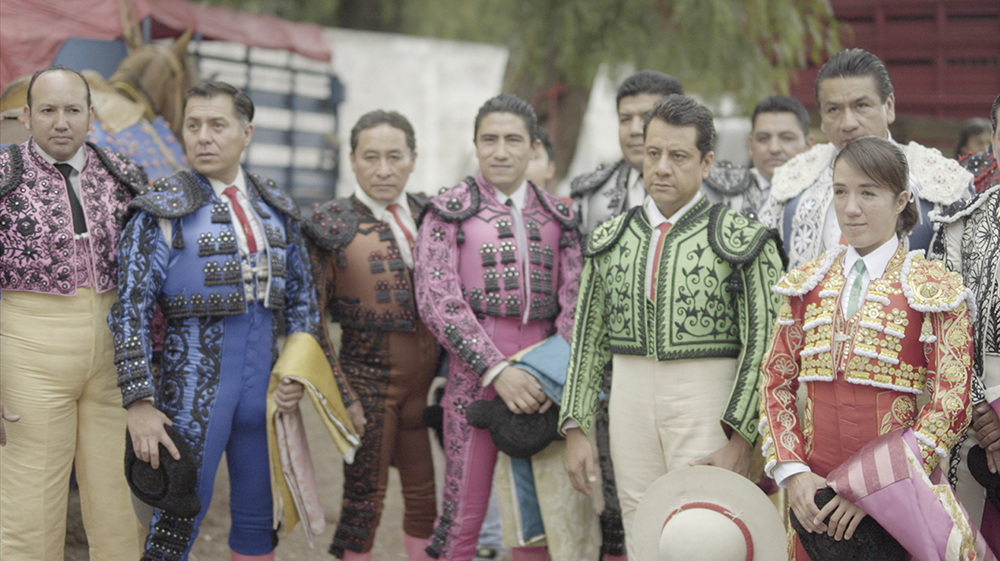 HILDA TENORIO: ENCERRONA - Manuel Díaz - Artista Visual