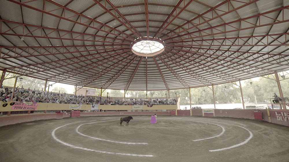 HILDA TENORIO: ENCERRONA - Manuel Díaz - Artista Visual
