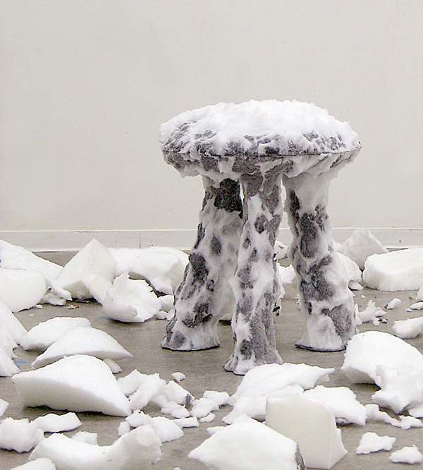 UNpacking stool - Ohaly