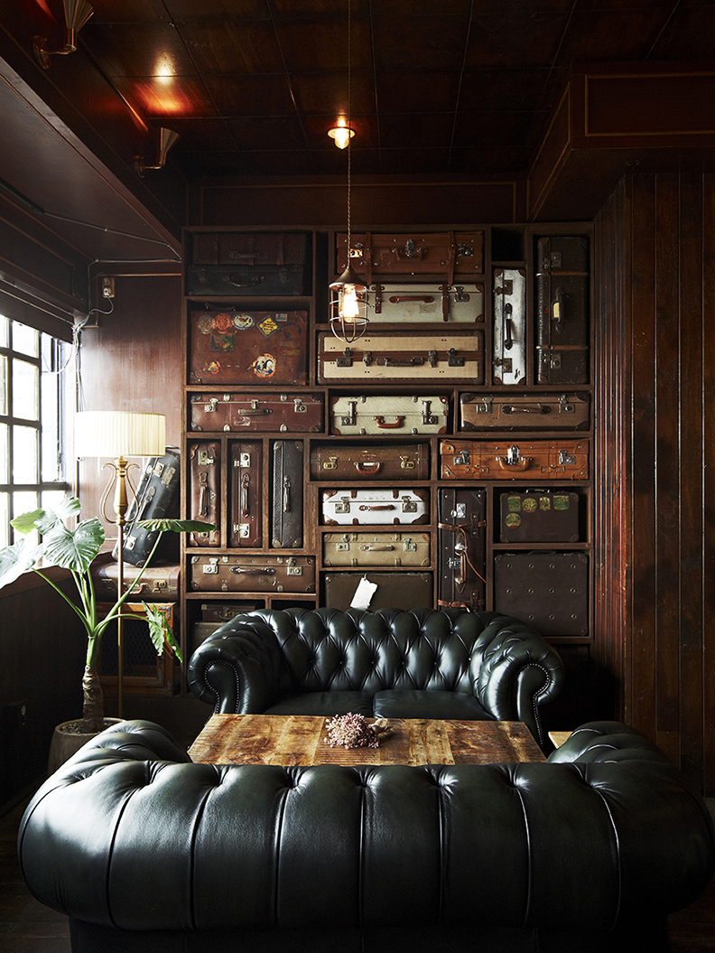 REGULAR HOUSE - Studio Wave