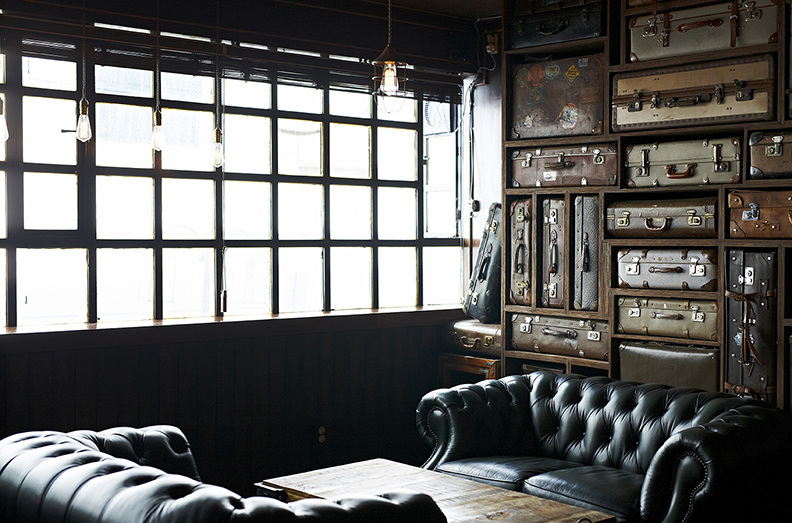 REGULAR HOUSE - Studio Wave