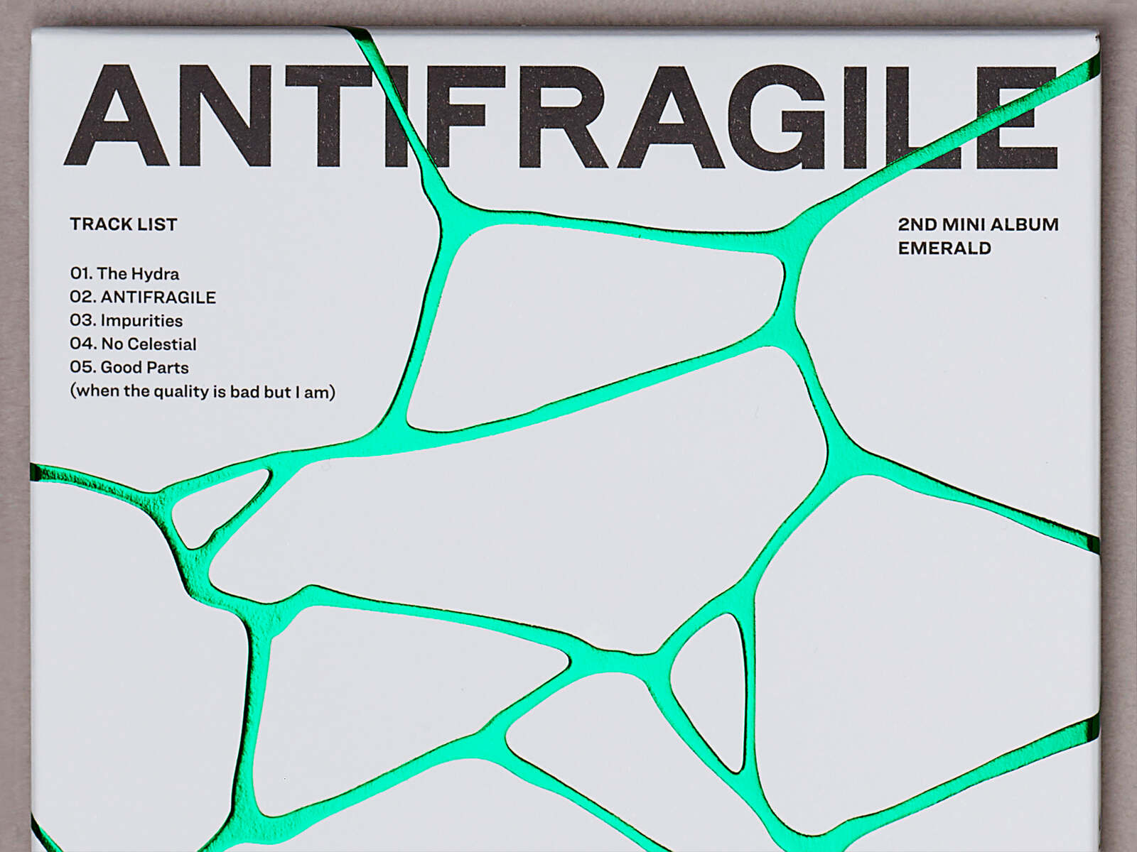 [ALBUM DESIGN] ANTI FRAGILE by LE SSERAFIM - sparks edition