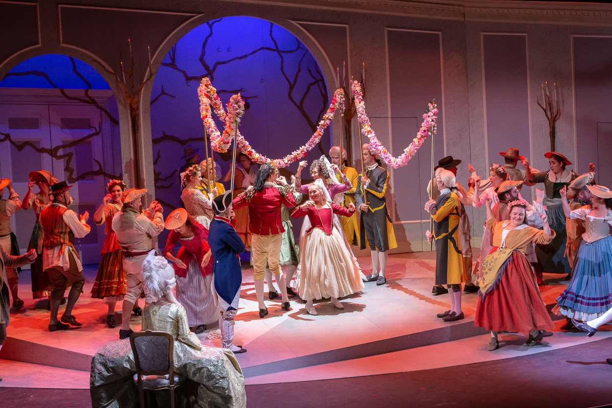 Marriage of Figaro / The Icelandic Opera - Katrín Gunnarsdóttir