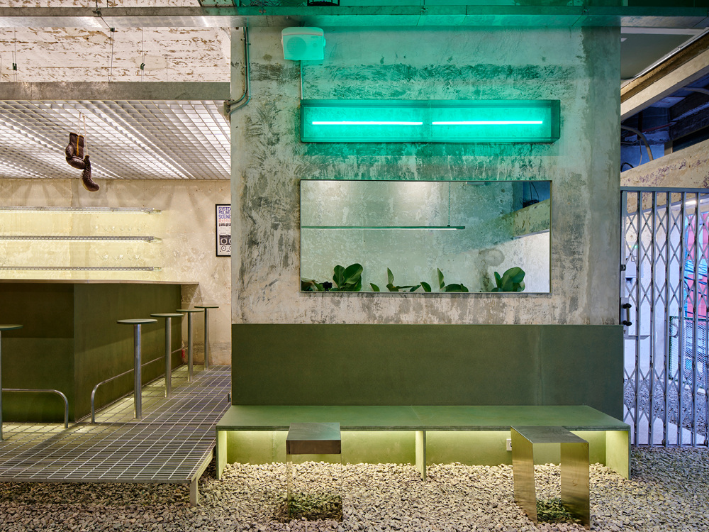 IRON FIST - Studio Kota Architecture