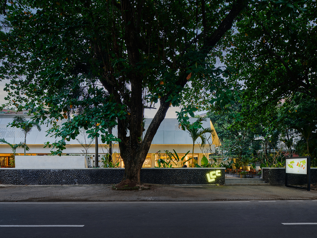 LCC Adityawarman - Studio Kota Architecture